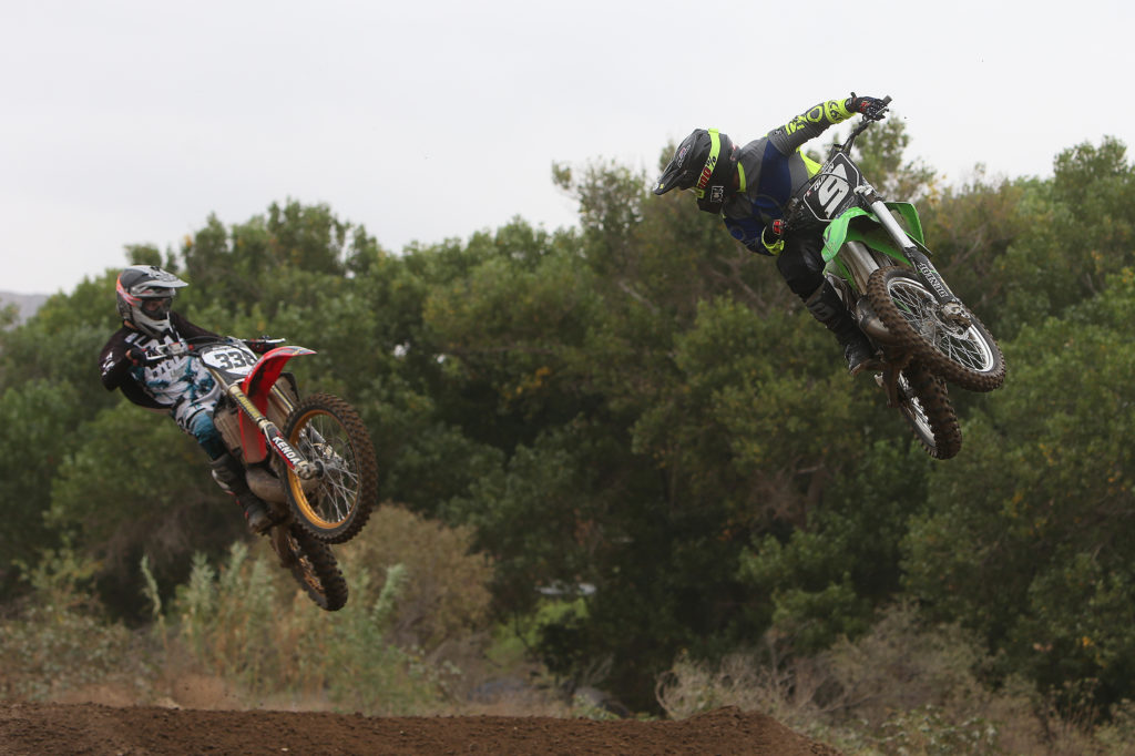 Two-Stroke Tuesday | Maxima 927 Day - Swapmoto Live